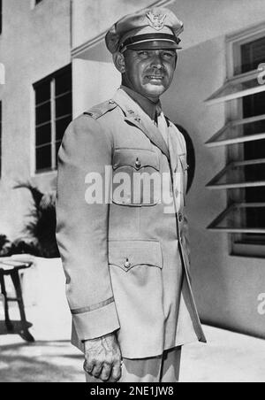 Clark Gable in military uniform - US Army Air Corps, vintage World War ...