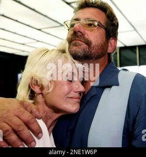 Robert Samsoe, murder victim Robin Samsoe's brother, is overcome with ...