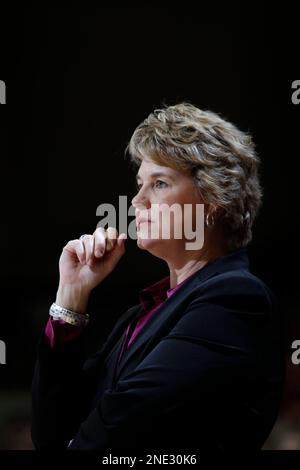 Iowa head coach Lisa Bluder shouts during NCAA college basketball ...