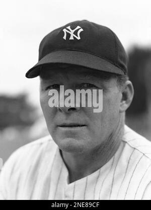 Spurgeon "Spud" Chandler, pitcher for the New York Yankees, is shown ...