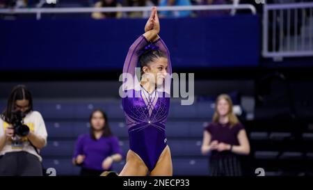 Michigan's Reyna Guggino competes in the floor during an NCAA ...