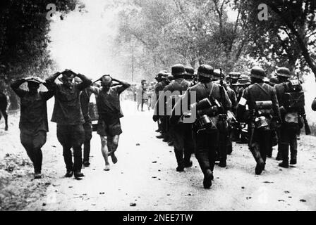 German soldiers on the move between positions on the Eastern Front ...