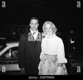 Jill Haworth, Sal Mineo, on-set of the Film, "Exodus", United Artists ...