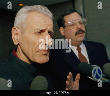Suicide machine inventor Dr. Jack Kevorkian addresses a luncheon at the ...