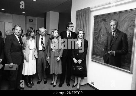 Mrs. John D. Rockefeller, portrait photograph, 1919 Mar. 18. American ...