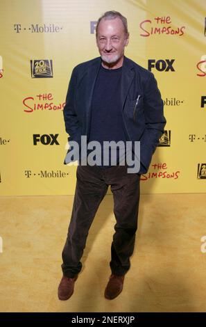 Robert Englund at the Simpsons Treehouse Of Horror XX and 20th ...