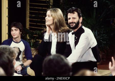 CAVEMAN (1981) BARBARA BACH, RINGO STARR CVMN 001 Stock Photo - Alamy
