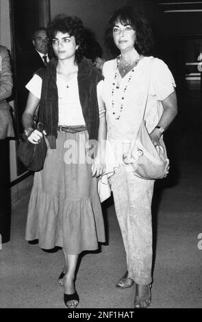 Michael Todd, Elizabeth Taylor, with daughter Liza Todd, born August 6 ...