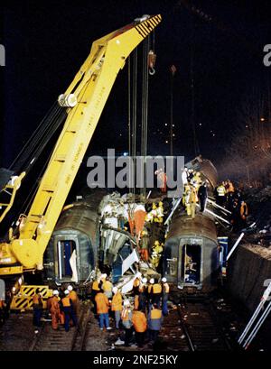 Disasters and Accidents - Clapham Junction Rail Crash - 1988 Stock ...