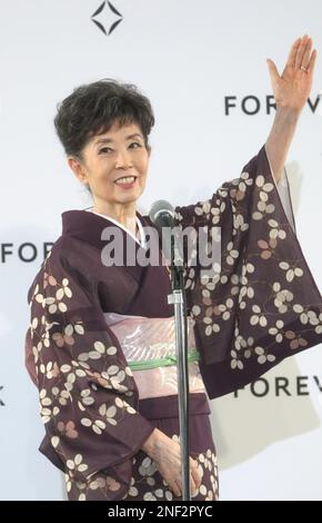 TOKYO, Japan - Japanese actress Mitsuko Mori (L) receives the People's ...