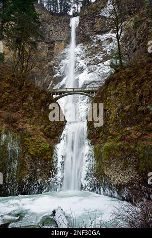 Multnomah Falls in winter, Columbia River Gorge; Oregon, United States ...