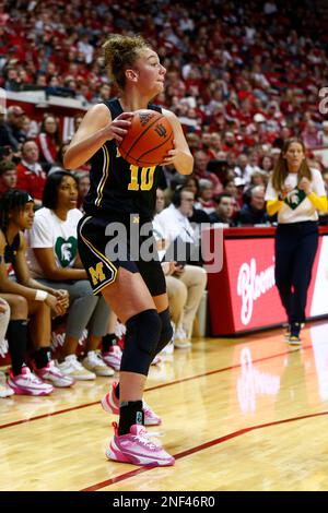 BLOOMINGTON, IN - FEBRUARY 16: Michigan Wolverines head coach Kim ...