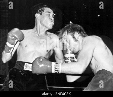 Boxing - British Bantamweight Title - Alan Rudkin v Johnny Clark ...