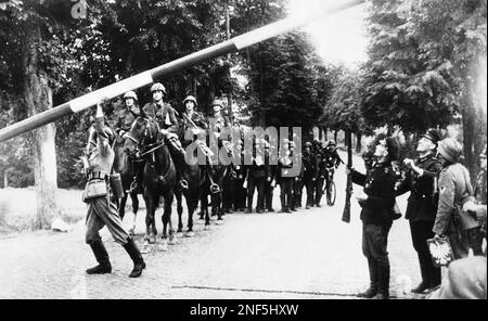 German Soldiers at the Polish Border, 1939 Stock Photo - Alamy