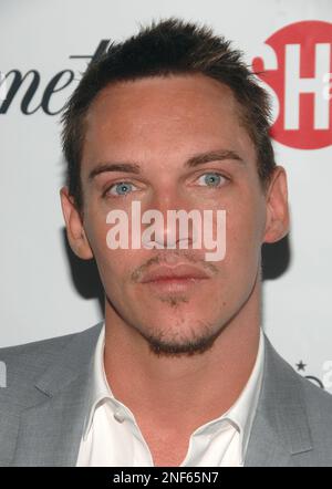 The Tudors actor Jonathan Rhys Meyers and girlfriend Reena Hammer ...