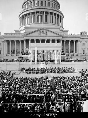 President Harry Truman being sworn into office for his second term. Jan ...