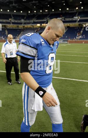 Detroit Lions quarterback Jon Kitna (8) is sacked by Green Bay Packers ...