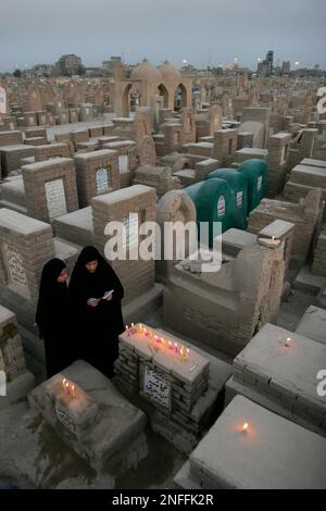 Wadi Al-Salam or valley of peace Cemetery, Najaf, Iraq Stock Photo - Alamy