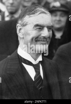 NEVILLE CHAMBERLAIN with Hitler at Berchtesgaden 16 September 1938 ...