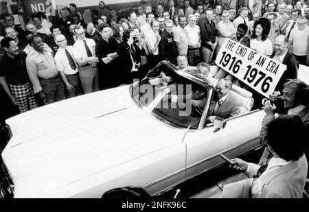 Cadillac assembly line, at their car manufacturing plant, Detroit ...