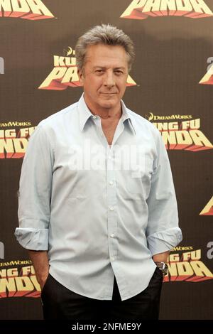 KUNG FU PANDA, Shifu (voice: Dustin Hoffman), 2008. ©DreamWorks ...