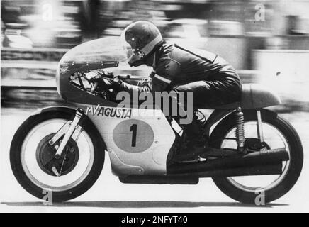 15 Times World Champion Giacomo Agostini aboard the 500cc 3 Cylinder MV ...