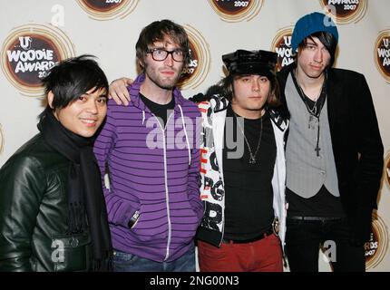 Trace Cyrus and his band Metro Station open for Mylie Cyrus at the ...