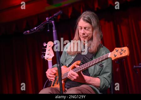 Bass guitarist, David Woodhead Stock Photo - Alamy