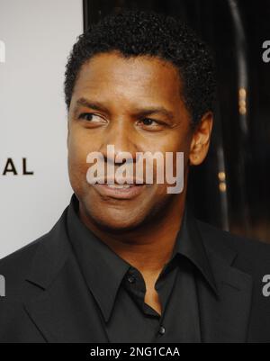 Denzel Washington attends the world premiere of Tony ScottÕs action ...