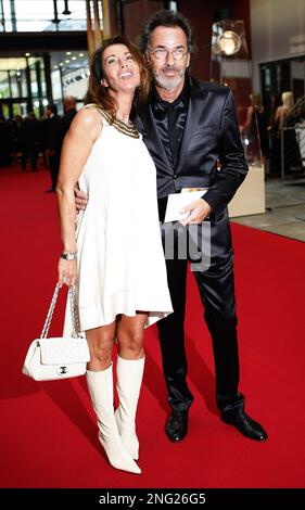 Hugo Egon Balder und Ehefrau bei der Verleihung des Telestar 1998 in ...