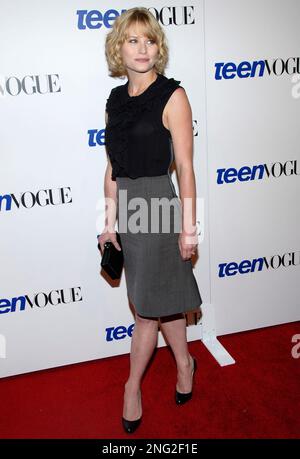 Actress Emilie de Ravin poses at the 3rd Annual Coach Evening to ...