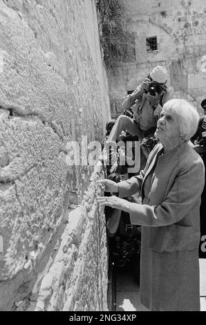 Jimmy Carter and his mother, Ms. Lillian. Born Bessie Lillian Gordy ...