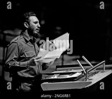 Fidel Castro at the United Nations General Assembly in September 1960 ...