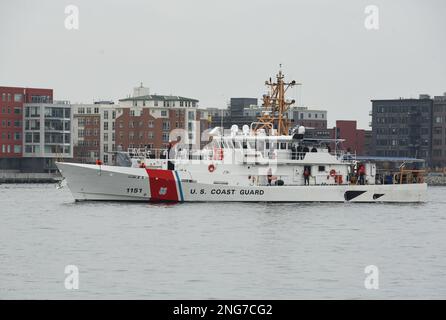The Coast Guard Cutter Warren Deyampert (WPC-1151) arrives at its new ...