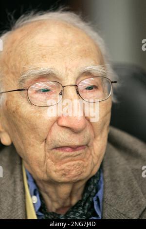 Dr. Michael E. DeBakey, famous heart specialist, talks to high school ...