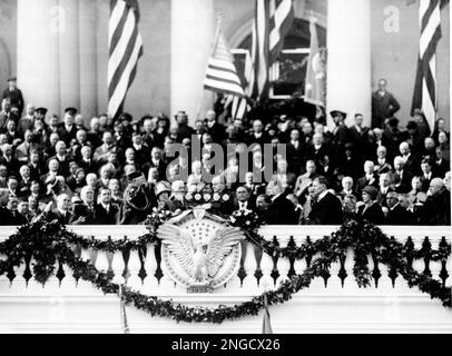 Calvin Coolidge, center Stock Photo - Alamy