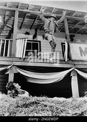 WAYNE,O'HARA, MCLINTOCK!, 1963 Stock Photo - Alamy