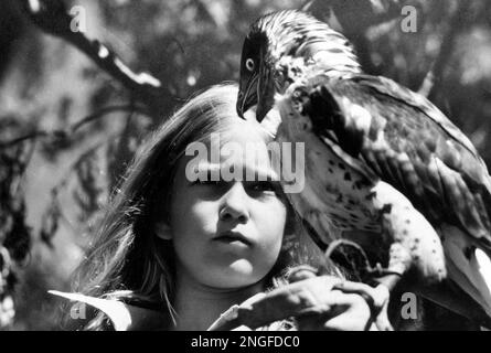 Nell Newman, 12-year-old daughter of Hollywood actors Joanne Woodward ...