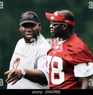 Washington Redskin NFL football team cheerleader, "The Redskinettes" at ...