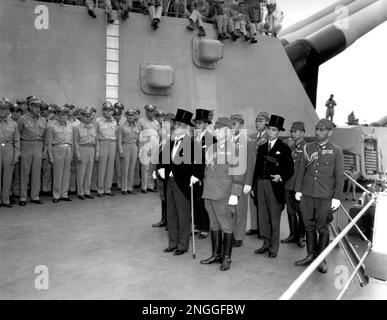 Japanese surrender signatories arrive aboard the USS MISSOURI in Tokyo ...
