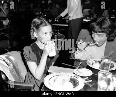 Natalie Wood, 1949 Stock Photo - Alamy