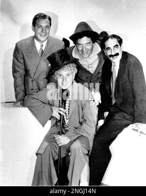 ZEPPO MARX HARPO MARX CHICO MARX GROUCHO MARX THE MARX BROTHERS (1933 ...