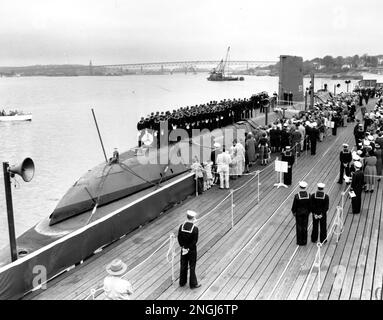 USS Nautilus, World's First Atomic Submarine Stock Photo - Alamy