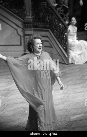 THERE'S NO BUSINESS LIKE SHOW BUSINESS, Ethel Merman with daughter ...