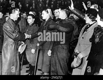 Nazi rally at the Berlin Sports Palace, 1943 Stock Photo - Alamy