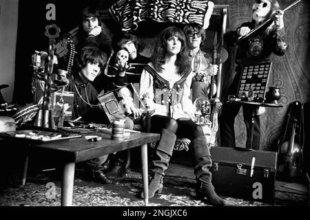 GRACE SLICK of Jefferson Airplane in August 1968. Photo Tony Gale Stock ...