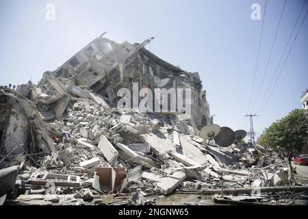 Gaza, Palestine. The effects of the destruction of Al-Shorouk Tower ...