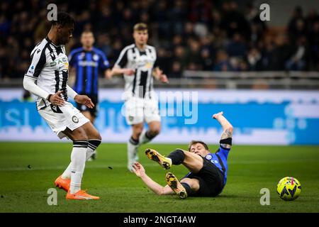 Nicolo Barrela (Inter) calls for a penalty after a dispute with Udogie ...