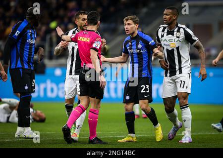 Nicolo Barrela (Inter) calls for a penalty after a dispute with Udogie ...