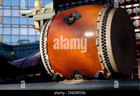 Big traditional Taiko drum at a temple in Tokyo, Japan Stock Photo - Alamy